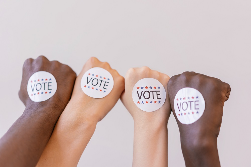 5 Benefits of Text Messaging for Political Campaigns