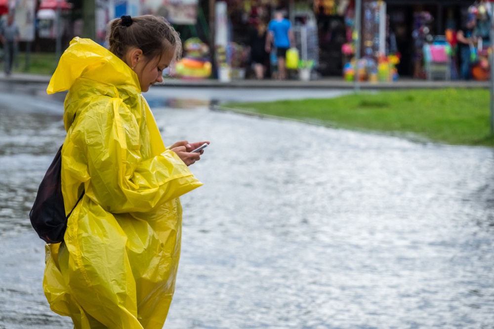 How Text Messaging for Critical Alerts Can Help During Floods